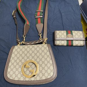 VANS - Updated May 2025 - 29 Photos & 15 Reviews - 500 N Michigan Ave ...