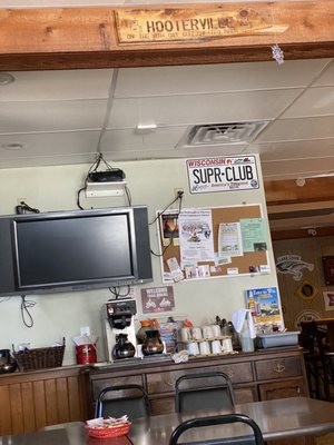 HOOTERVILLE INN - Updated March 2025 - 17 Photos & 41 Reviews - 10992 ...