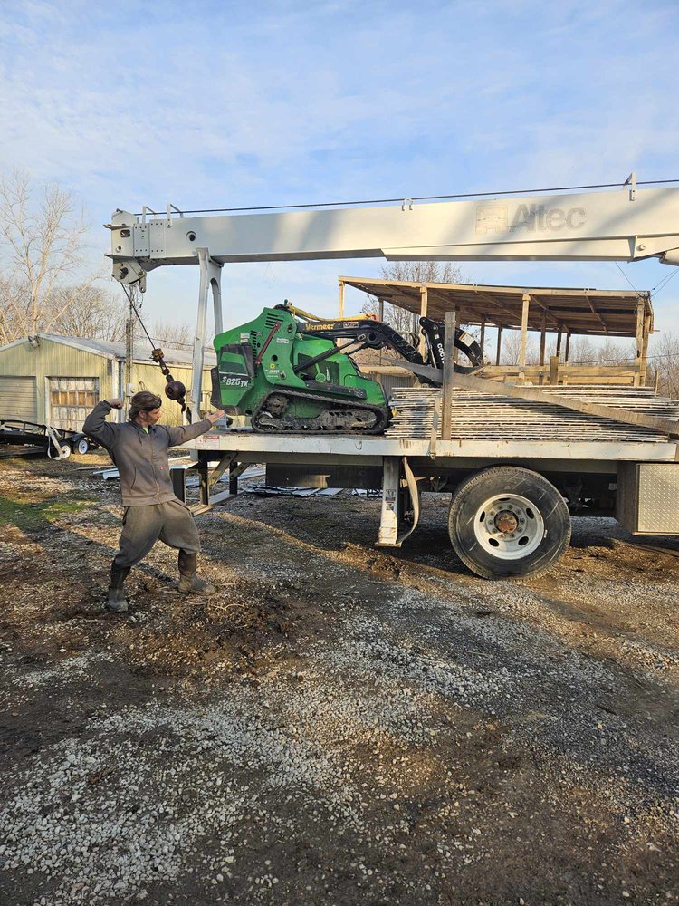 WEAVER TREE SERVICES - Updated December 2025 - 11 Photos - Centralia ...