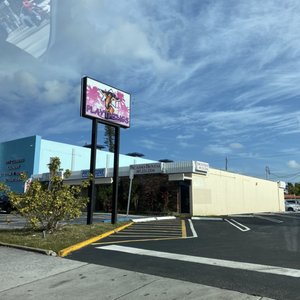 PLAYTHINGS - 94 Photos & 72 Reviews - 9250 SW 40th St, Miami, Florida ...