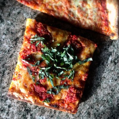 HELLO PIZZA - 109 Photos & 167 Reviews - 3904 Sunnyside Rd, Edina ...