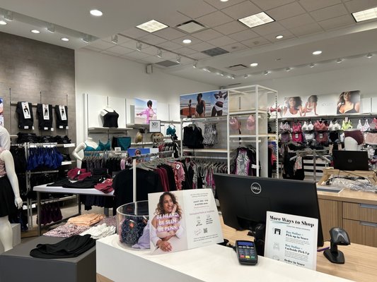 PENNINGTONS - Updated December 2025 - 11804 Sarcee Trail NW, Calgary ...