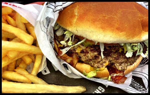 Fatburger - Takeout & Delivery - 132 Photos & 196 Reviews - Burgers ...