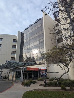 UCLA WEST VALLEY MEDICAL CENTER - Updated October 2025 - 153 Photos ...
