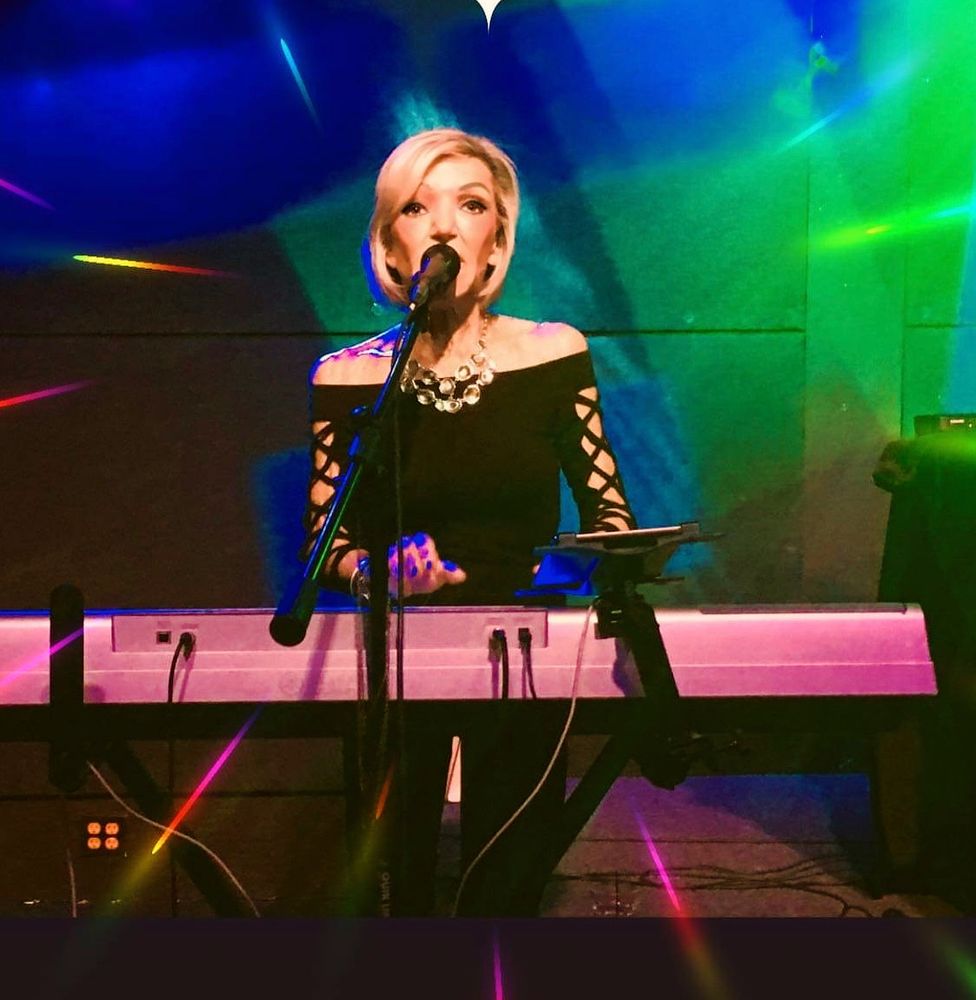 LISA VAZZA MUSIC - Updated December 2024 - Naples, Florida - Musicians ...