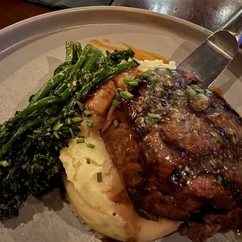 THE RABBIT HOLE - Updated May 2025 - 2494 Photos & 2386 Reviews - 101 N ...