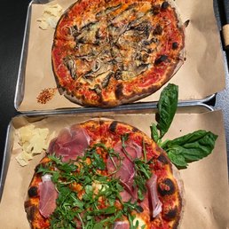 THE GYPSY POET - Updated October 2025 - 335 Photos & 210 Reviews - 1050 ...