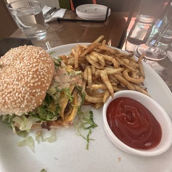 CAFÉ MAUD - Updated August 2025 - 179 Photos & 70 Reviews - 132 2nd Ave ...