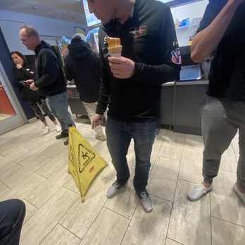 DAIRY QUEEN LTD BRAZIER - Updated November 2025 - 24 Photos & 16 ...