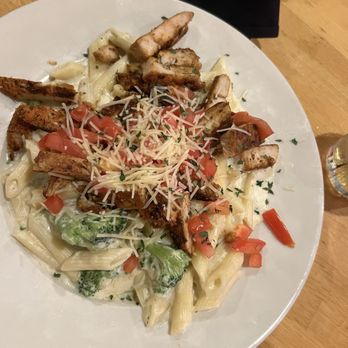 J PETERS GRILL & BAR - Updated August 2025 - 151 Photos & 171 Reviews ...