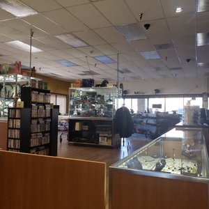 SUPERPAWN - Updated November 2024 - 12 Photos - 7070 E 22nd St, Tucson ...