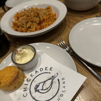 CHICKADEE - Updated May 2024 - 619 Photos & 286 Reviews - 21 Drydock ...