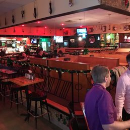 MID TOWN PUB - Updated July 2025 - 90 Photos & 145 Reviews - 2405 Allen ...