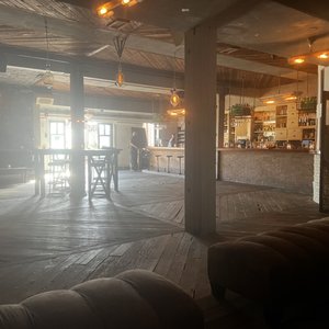 THE LINCOLN - 176 Photos & 234 Reviews - 2536 Lincoln Blvd, Los Angeles ...