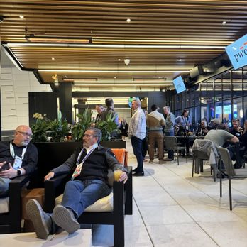 SPLASH - Updated December 2025 - 428 Photos & 128 Reviews - 191 ...