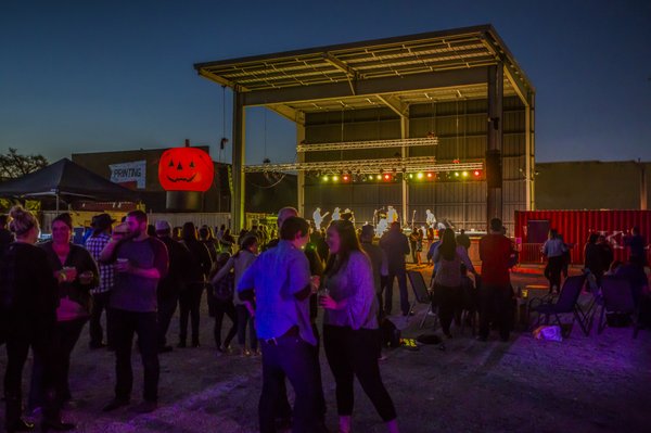 WAVE - Updated October 2025 - 65 Photos - 18 Reviews - 650 E 2nd St N ...