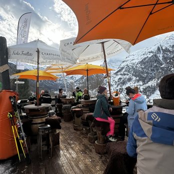 CHAMPAGNE BAR - Updated January 2026 - 16 Photos - Riedweg 145, Zermatt ...