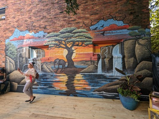 THE Y BAR SAVANNAH - Updated October 2025 - 347 Martin Luther King Jr ...