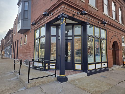 WELL MET CAFÉ - Updated December 2025 - 49 Photos & 39 Reviews - 4100 Shenandoah Ave, Saint ...