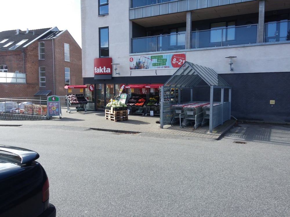 FAKTA - Updated January 2025 - Kirketorvet 1, Hadsten, Denmark ...