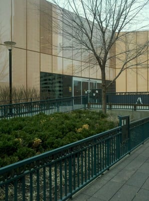 DES MOINES PUBLIC LIBRARY - Updated October 2025 - 20 Photos & 17 ...