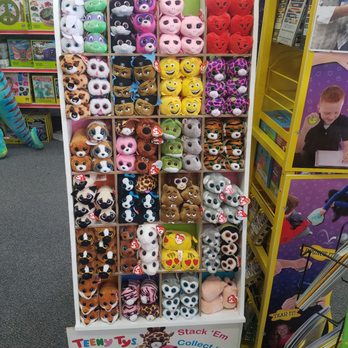 FUN STUFF TOYS - Updated November 2024 - 46 Photos & 28 Reviews - 3639 ...