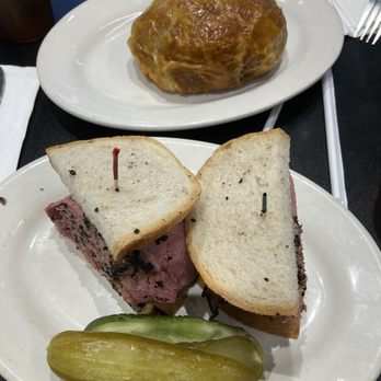PASTRAMI QUEEN - Updated August 2025 - 513 Photos & 746 Reviews - 1125 ...
