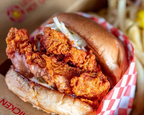 LEGEND HOT CHICKEN LAKEWOOD - Updated August 2024 - 455 Photos & 402 ...