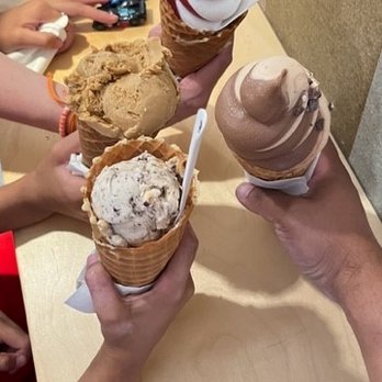 ICONOGLACE - Updated April 2025 - 59 Photos & 18 Reviews - 1320 Rue ...