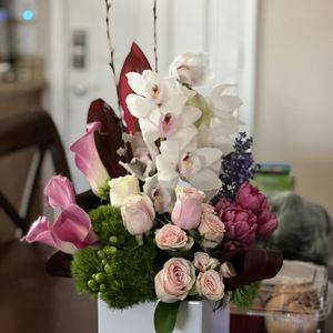 BLUE LEAF STUDIO FLORIST - 170 Photos & 135 Reviews - 9760 Baseline Rd ...
