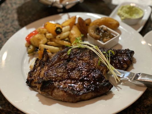 PAT’S RESTAURANT AND CATERING - 107 Photos & 208 Reviews - 9233 W Pico ...