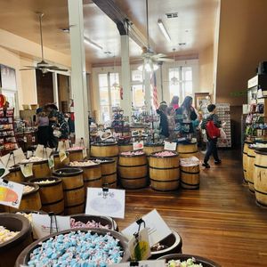 KOBASIC’S CANDIES - Updated June 2025 - 194 Photos & 167 Reviews - 5324 ...