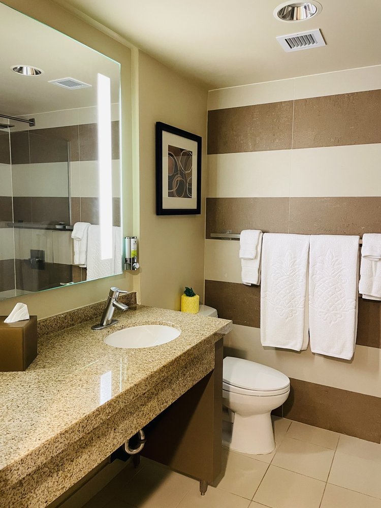 STAYPINEAPPLE, HOTEL ROSE, DOWNTOWN PORTLAND - Updated January 2026 ...