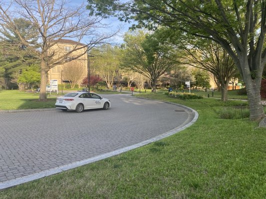 BOLGER CONFERENCE CENTER HOTEL - Updated October 2025 - 159 Photos & 87 ...