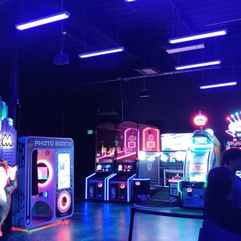 GLO MINI GOLF - Updated December 2025 - 102 Photos & 48 Reviews - 675 E ...