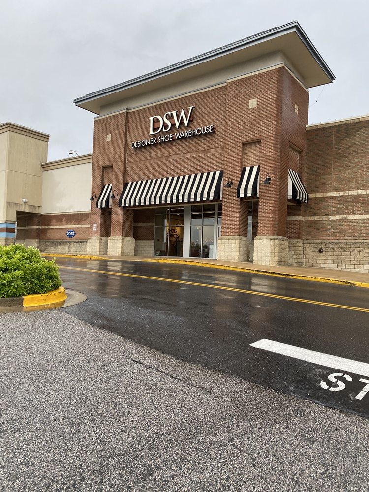 DSW DESIGNER SHOE WAREHOUSE - Updated December 2025 - 37 Photos & 16 ...