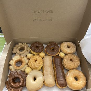 ROCKLIN DONUTS & CINNAMON - Updated July 2025 - 669 Photos & 650 ...