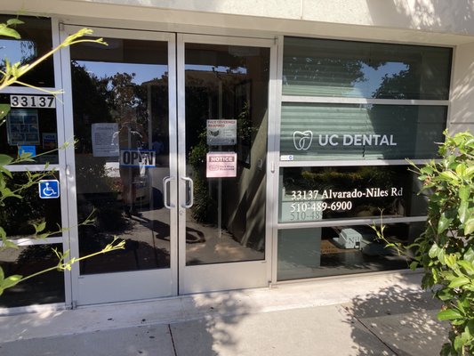 UC DENTAL - Updated October 2025 - 18 Photos - 33137 Alvarado-Niles Rd ...