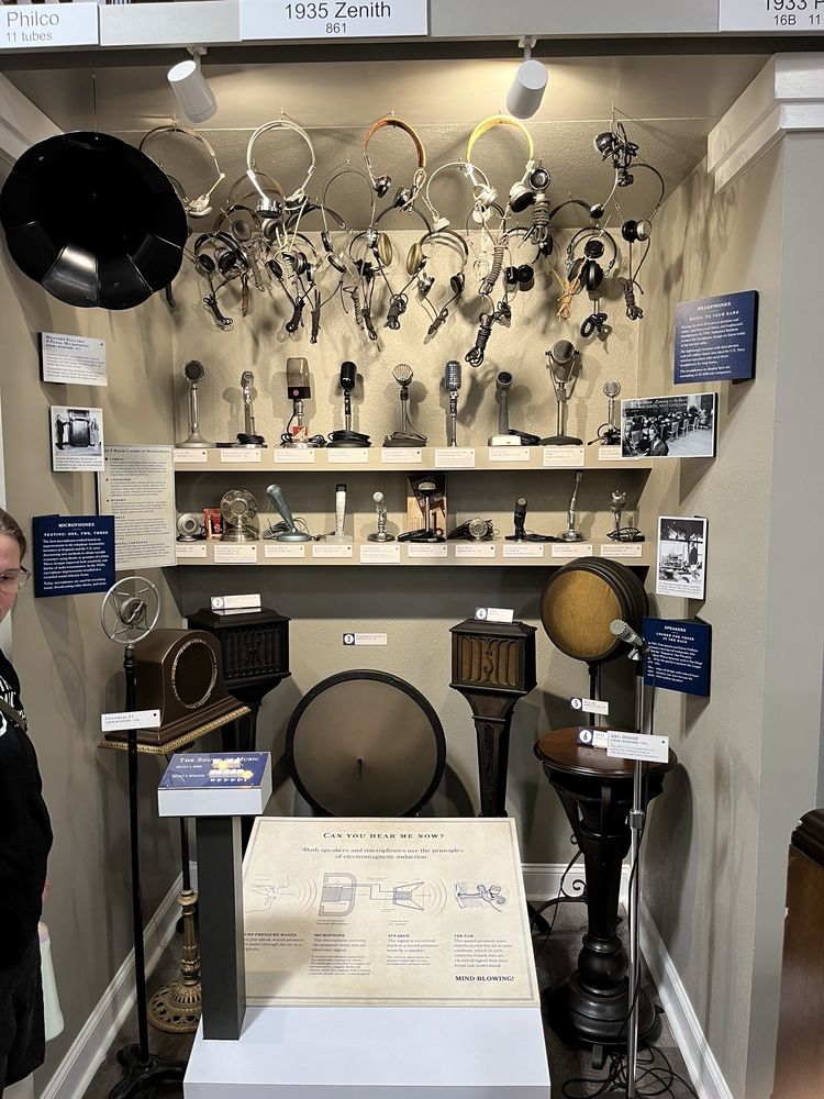 SIGNALS MUSEUM - Updated December 2025 - 27 Photos - 1806 University Dr ...