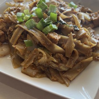 LISU THAI KITCHEN - Updated September 2024 - 95 Photos & 59 Reviews ...