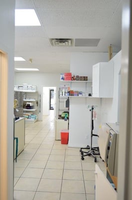 BEDDINGTON TRAIL ANIMAL HOSPITAL - Updated January 2026 - 77 Photos ...