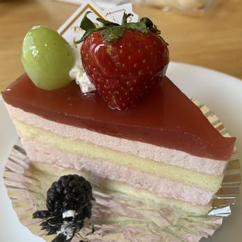 KIKI BAKERY & CAFE - Updated January 2026 - 556 Photos & 213 Reviews ...