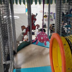 RON-A-ROLL - 13 Photos & 38 Reviews - 85 S Frontage Rd, Vernon ...