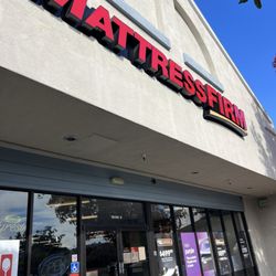 New national mattress discount center store