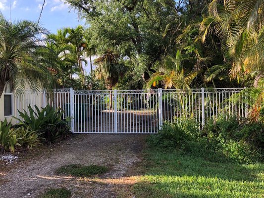 SAMADA FENCE - Updated October 2025 - 28 Photos & 23 Reviews - 1701 W ...