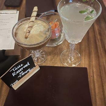 THE READING ROOM - Updated June 2025 - 184 Photos & 88 Reviews - 429 ...