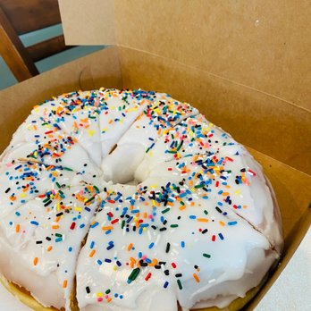 THE BAY COUNTRY BAKERY & CAFE - Updated July 2024 - 111 Photos & 90 ...