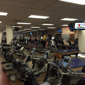 ANN ARBOR YMCA - Updated January 2026 - 12 Photos & 65 Reviews - 400 W ...