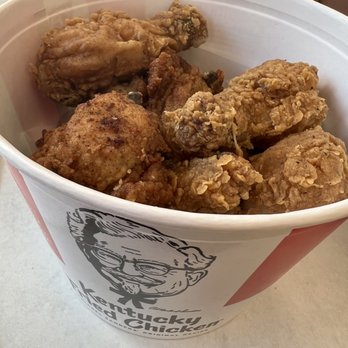 KFC - Updated December 2025 - 40 Photos & 54 Reviews - 17100 140th Ave ...