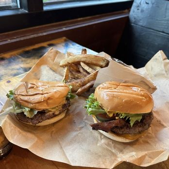 COME BACK SHACK - Updated January 2025 - 205 Photos & 277 Reviews ...